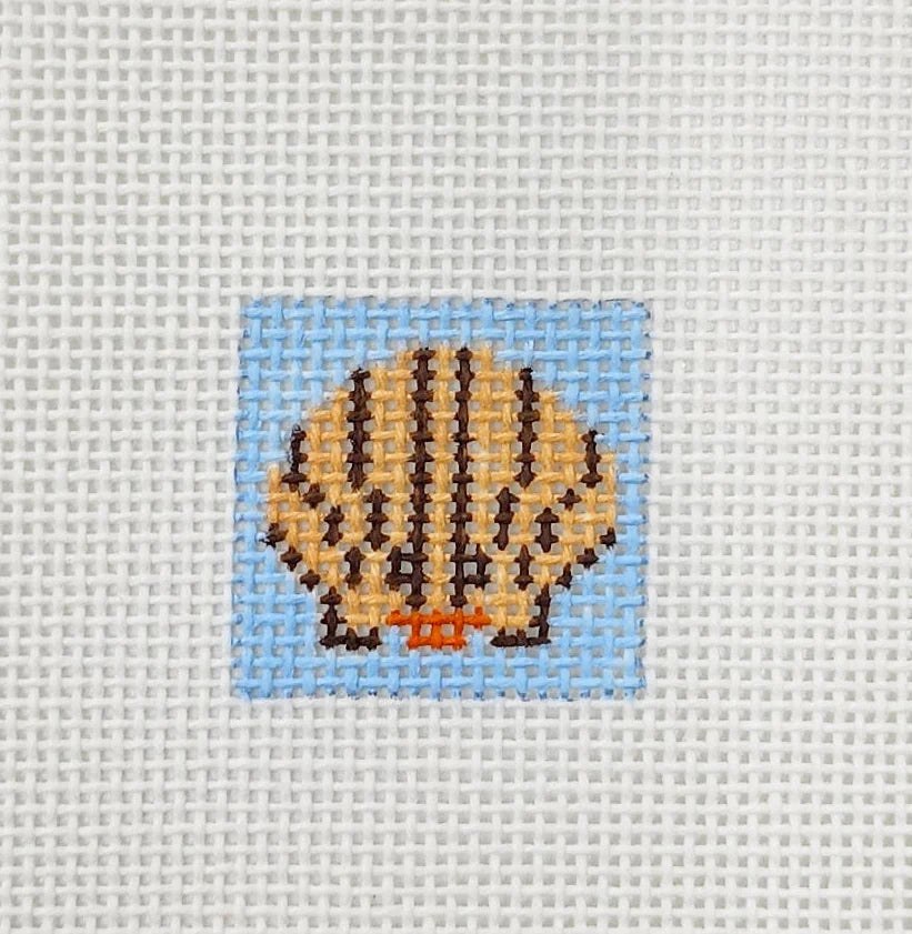 Scallop Shell 1 Inch Square BW532 — Needlepoint Junction